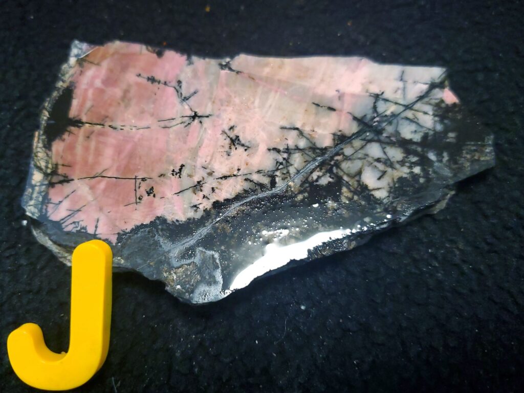 Rhodonite slabs – Dan Hurd Prospecting