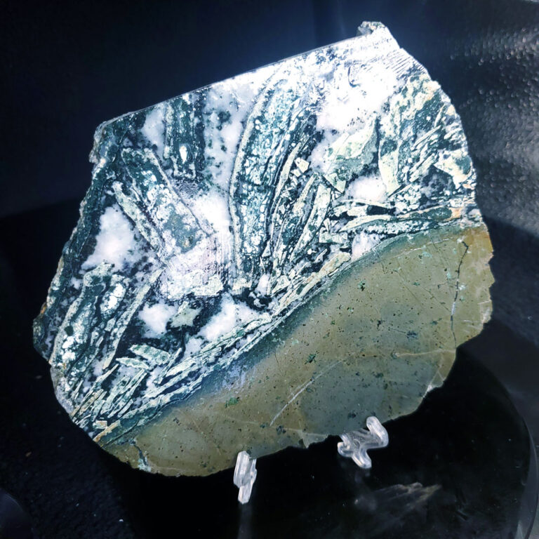 Dallasite Slabs – Dan Hurd Prospecting