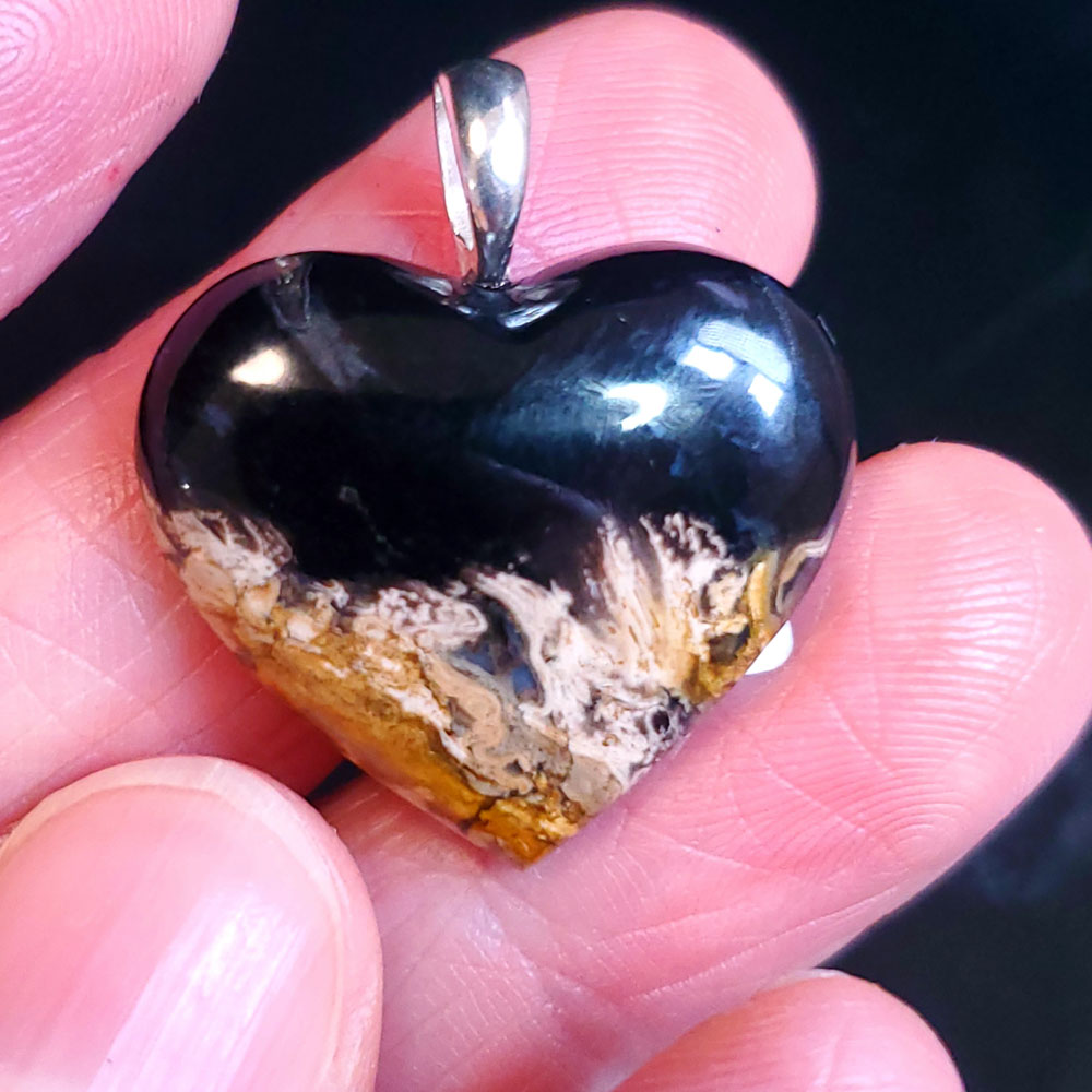 Palm root heart pendant D – Dan Hurd Prospecting